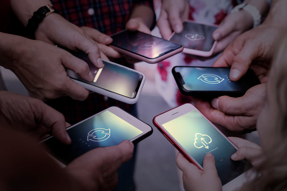 How To Reduce Mobile Data Usage On Android And Iphone Airtalk Wireless Blog