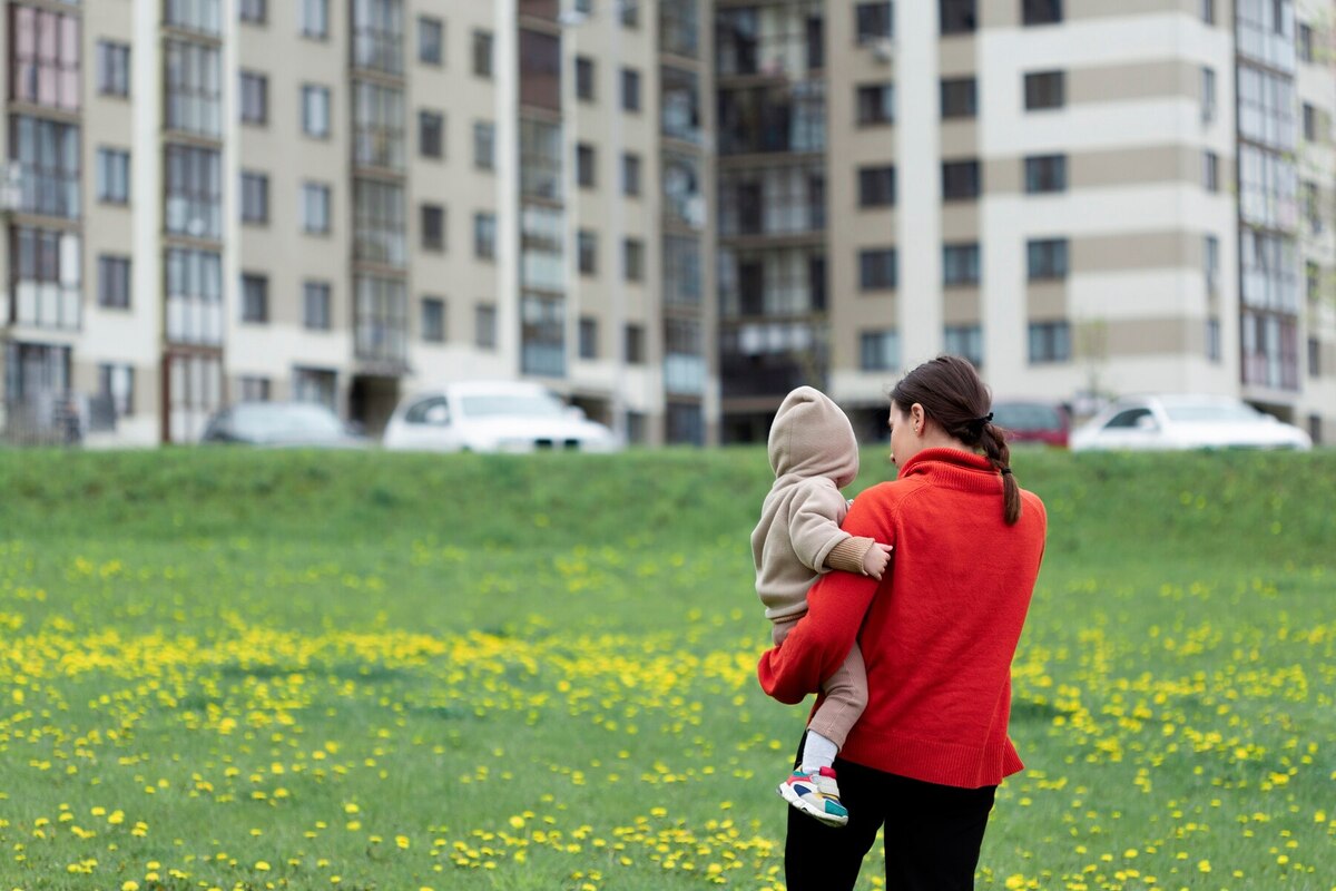 Affordable Housing for Single Mothers: Essential Tips