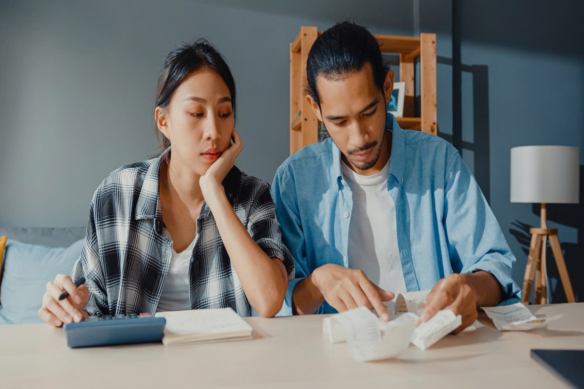 Support for Low Income Families In the US: Housing, Communication & More