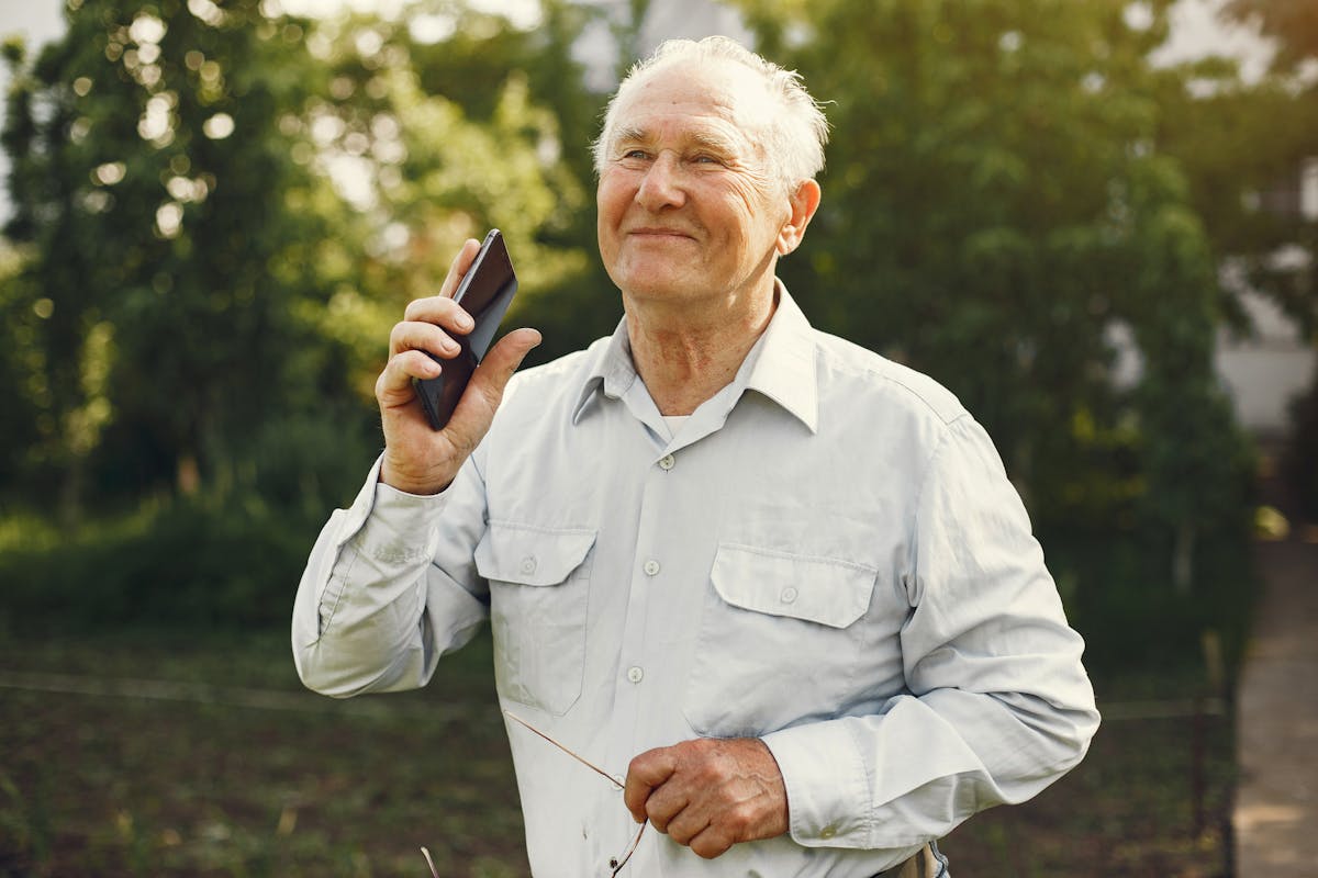 What is the Best Free Government Phone in Alabama? - AirTalk Wireless Blog