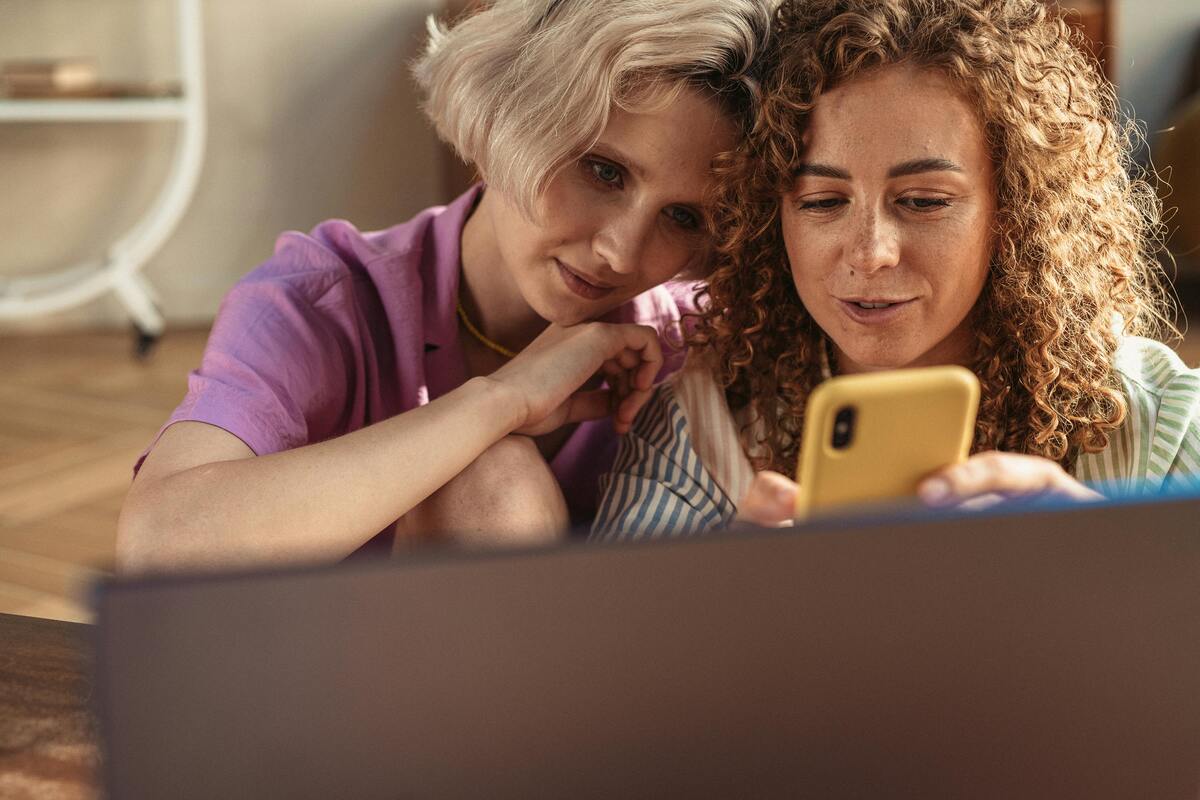 AT&T Free Government Phone: How To Get It With Free Service - AirTalk ...
