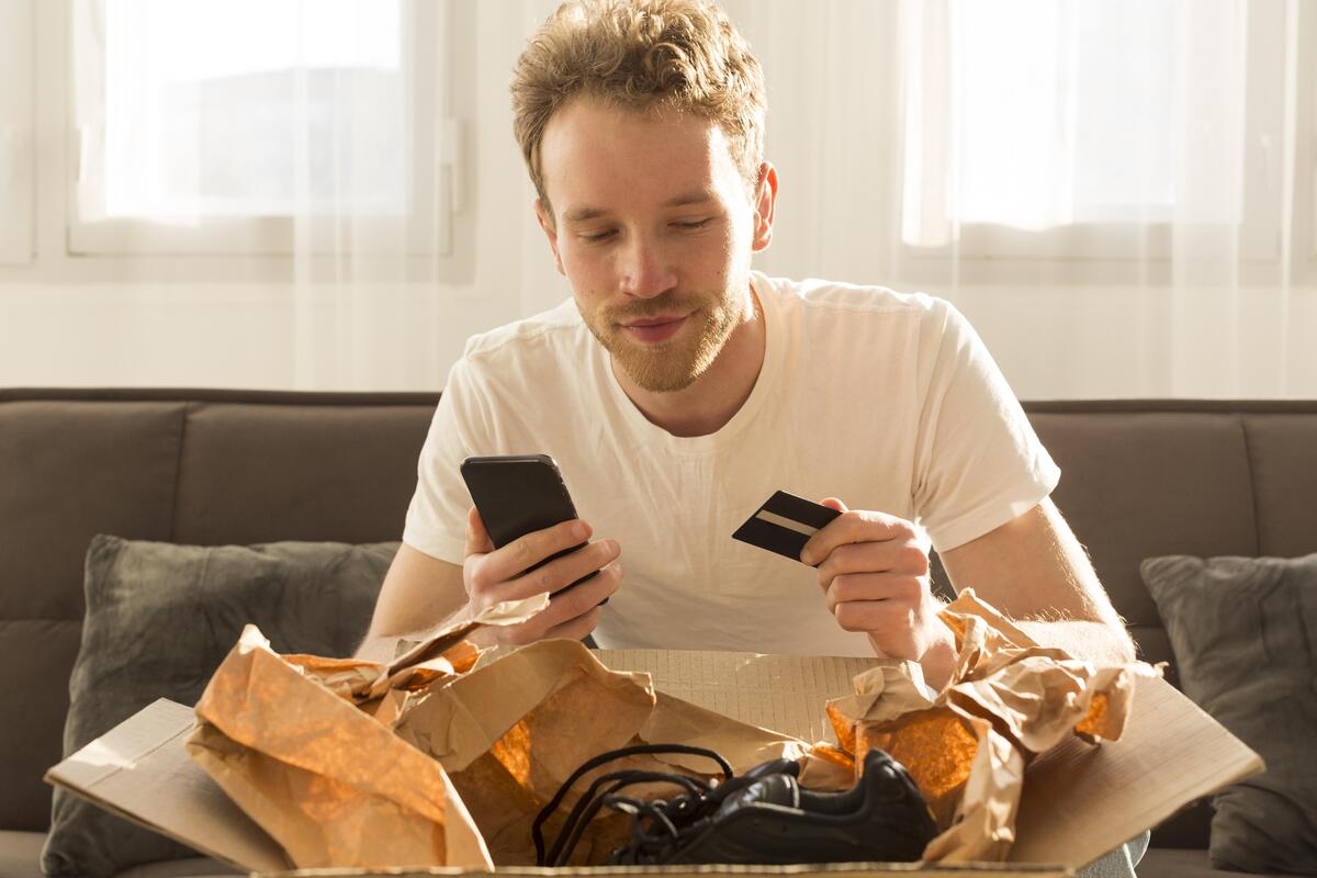 5 Amazing Ways to Find Free iPhone Deals Near Me