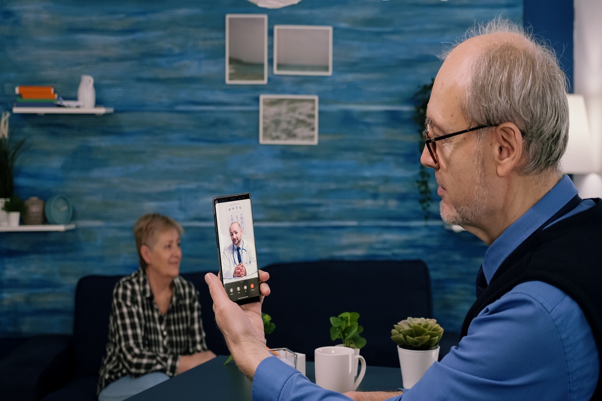 Ways to Get Free Government iPhone with Medicaid Near Me