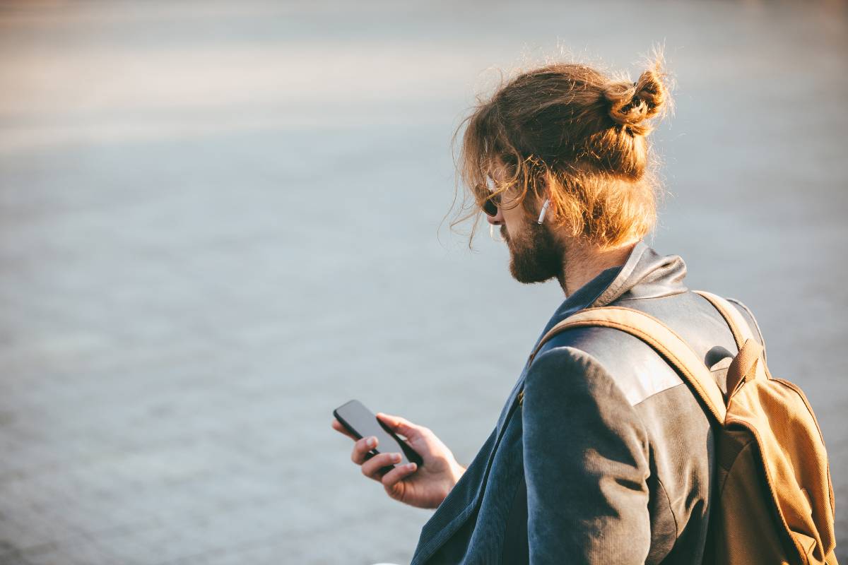 Mobile Phones with Tablet Deals: Get Best Combo for Free