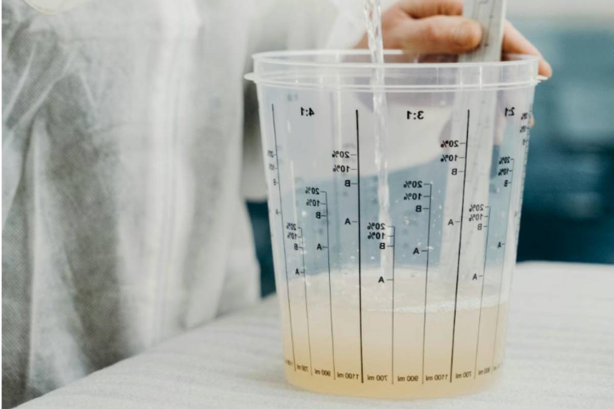 How Many Ounces in a Gallon? Exact Answer and Quick Guide for 2026