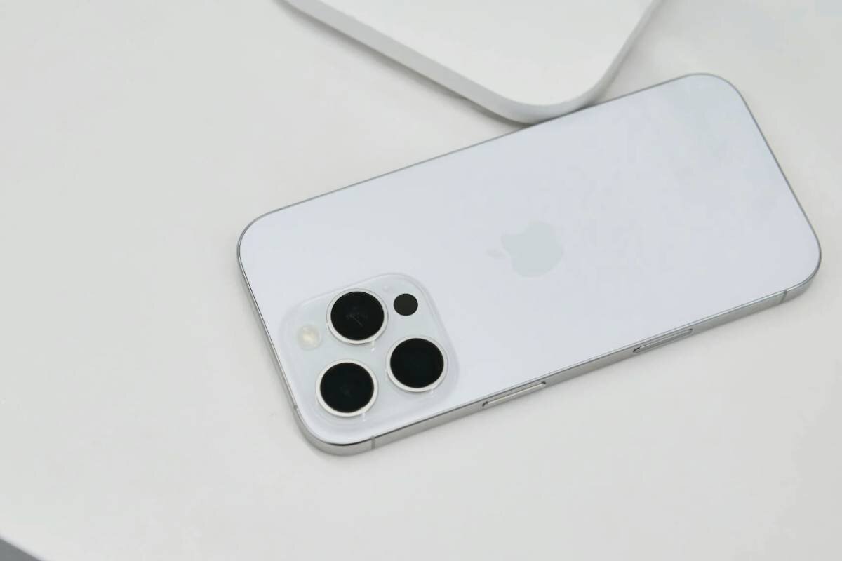 Does iPhone 15 Pro Max Have SIM Card Slot? Here's the Truth
